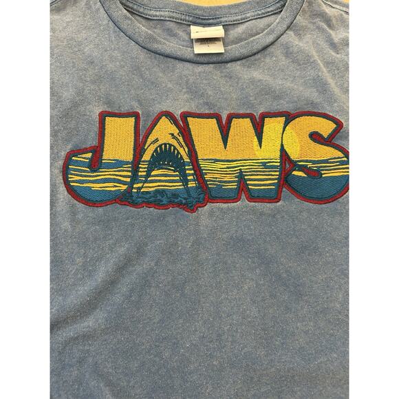 Universal Studio JAWS | Shirts | Vtg Jaws T Shirt Embroidered Shark ...